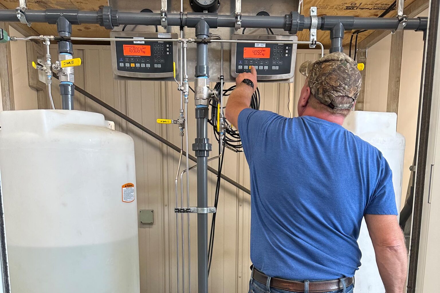 Gravimetric and Volumetric Water Draw Calibration | Meter Engineers